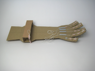 Main robotisée — VoWiki